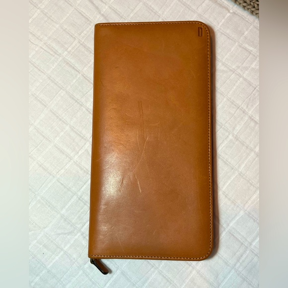 Hartmann | Bags | Hartmann Leather Ziparound Passport Wallet Travel ...